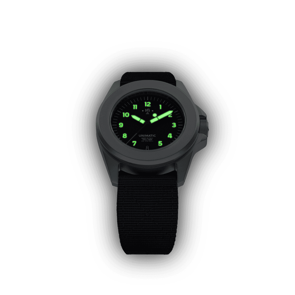 UNIMATIC Modello Quattro UT4-GMT Toolwatch – GMT | 40mm Toolwatch ...